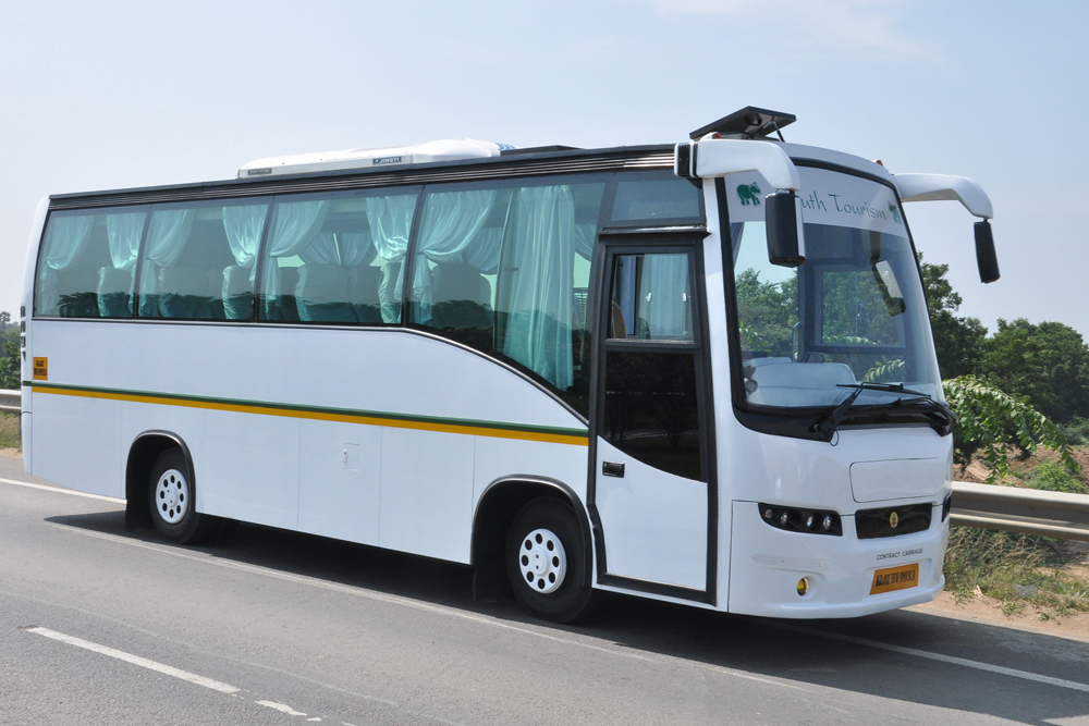 Southtourism - Car Rental - mini coach 18 seater