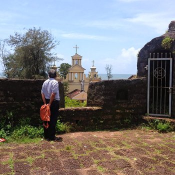 Thalassery Fort: Explore History & Scenic Views at Tellicherry